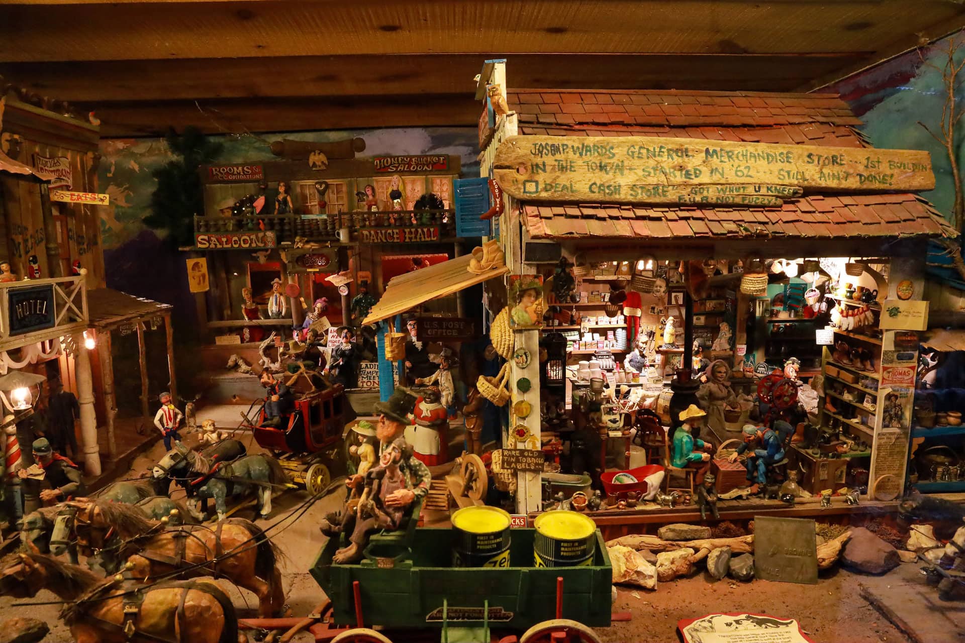 'A walk-through scrapbook': A peek inside Tinkertown, the weird and ...