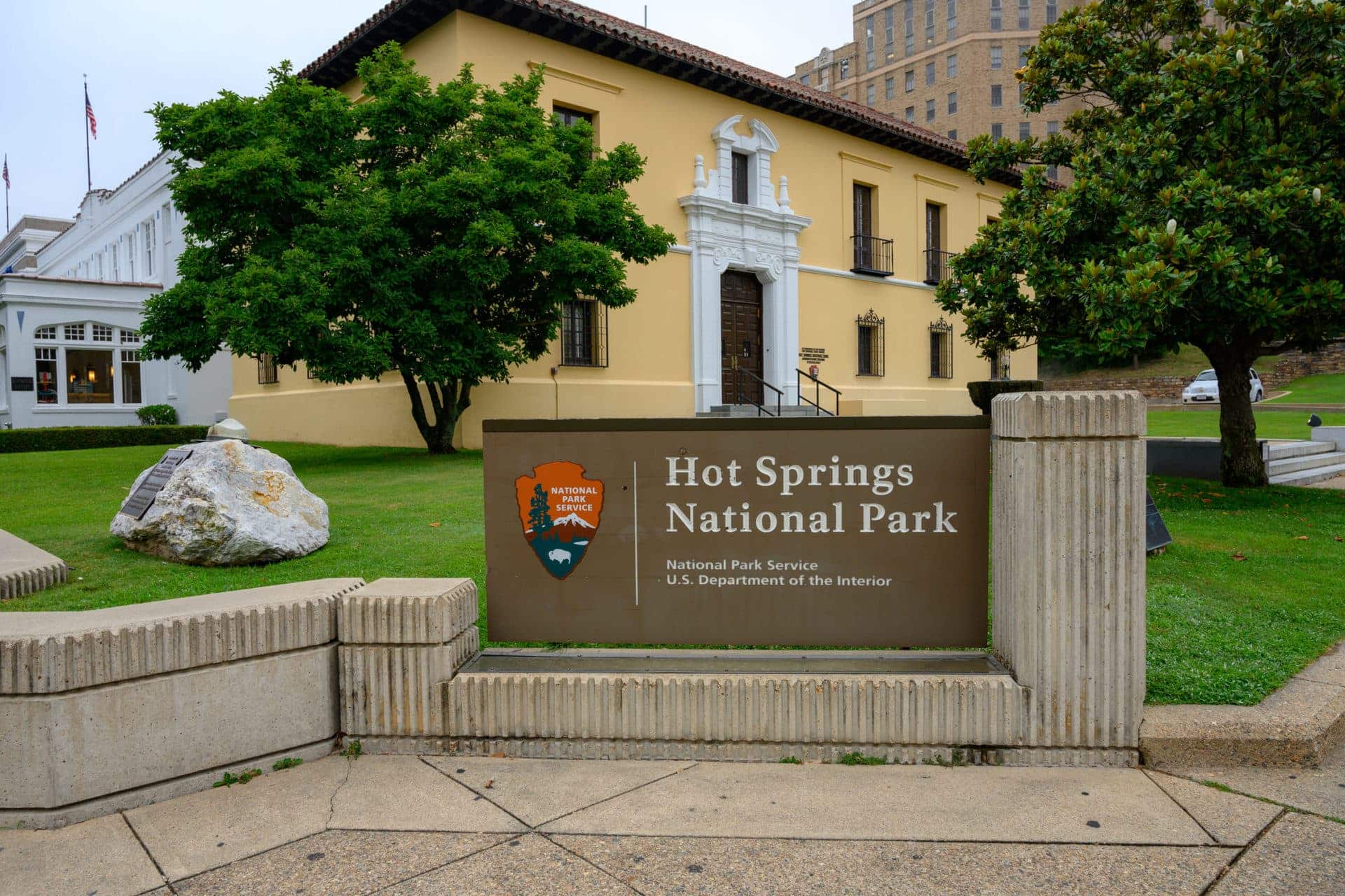 Hot Springs National Park Guide: Bathhouse Row, Springs, Trails