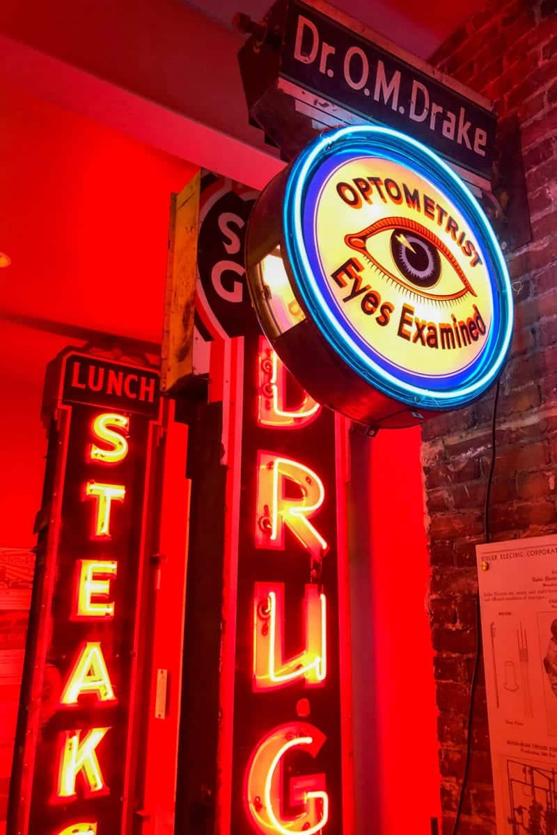 The National Neon Sign Museum shows how electric and neon helped shape ...