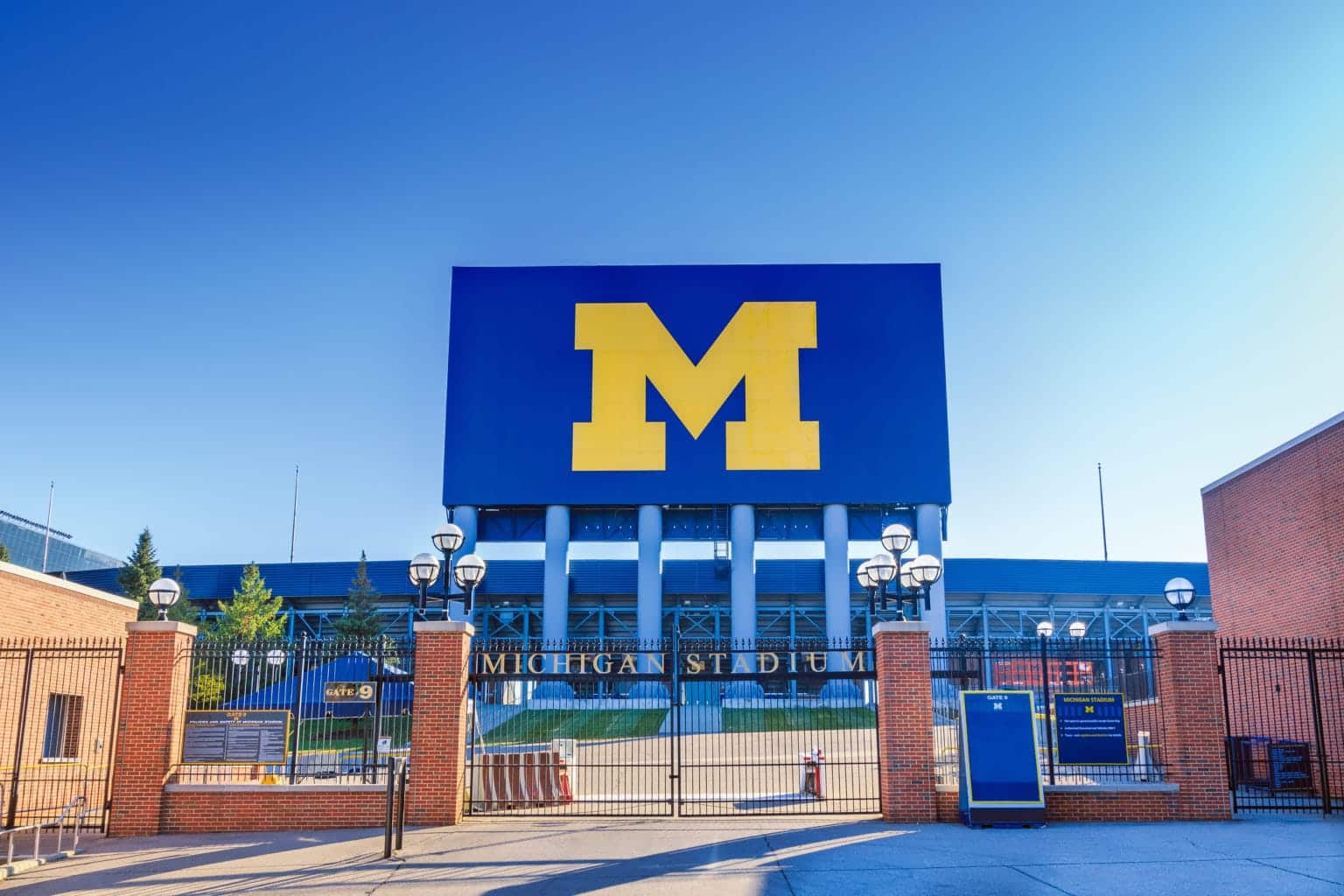 The ultimate Midwest college football stadium tour - Roadtrippers
