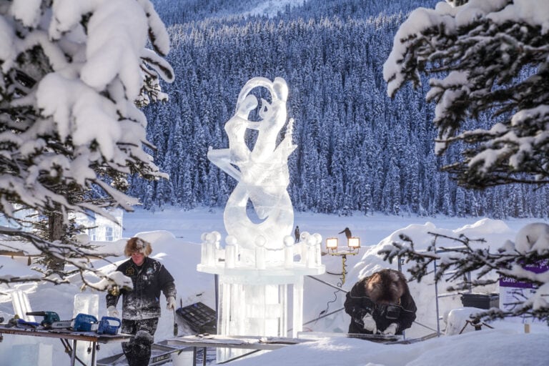 8 of the coolest frozen attractions in North America - Roadtrippers