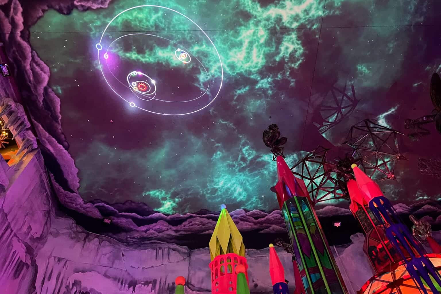 A guide to visiting all three Meow Wolf locations in one road trip ...