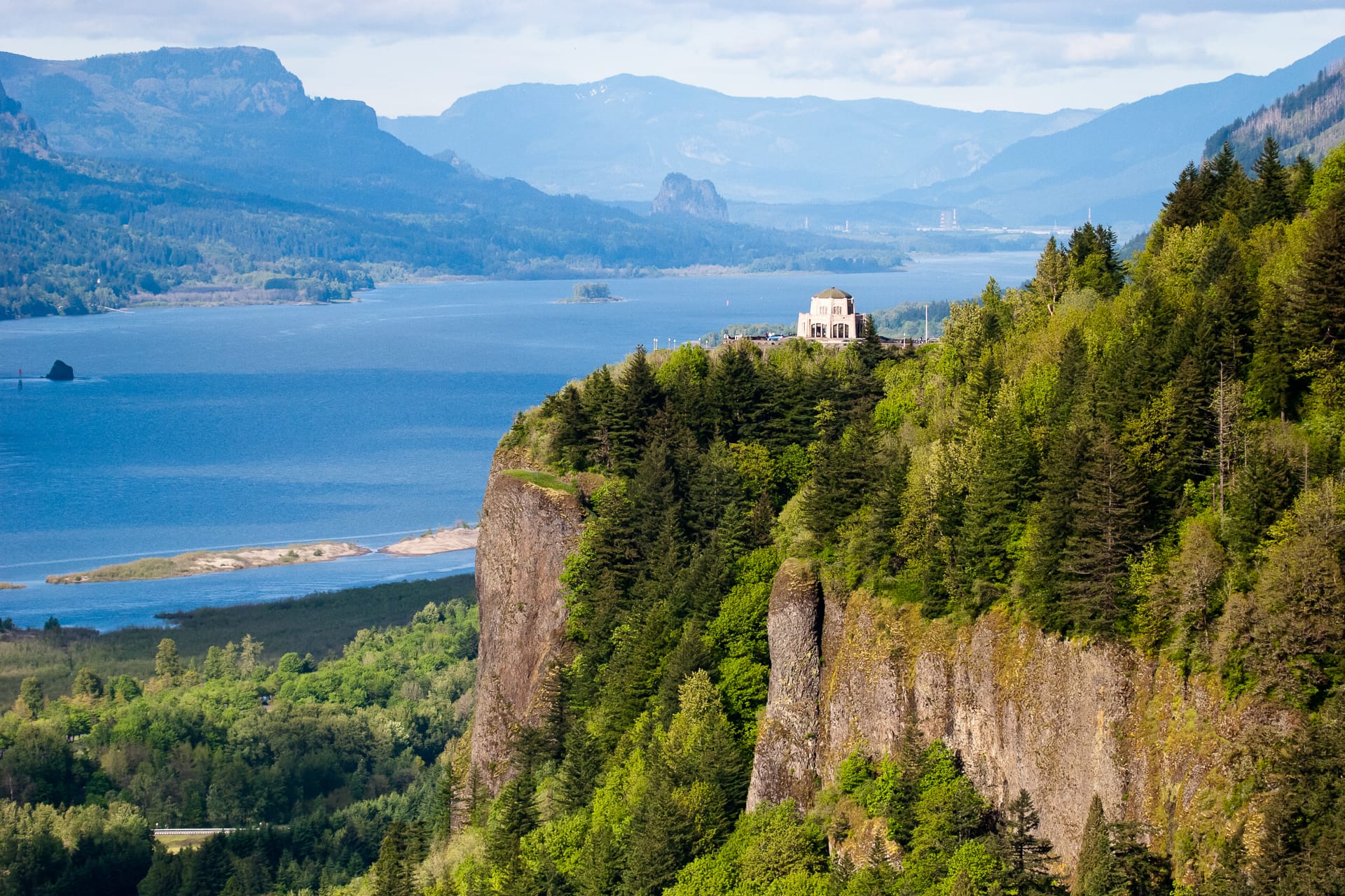 Northwest Oregon Road Trip Itinerary: From Snow to Sea