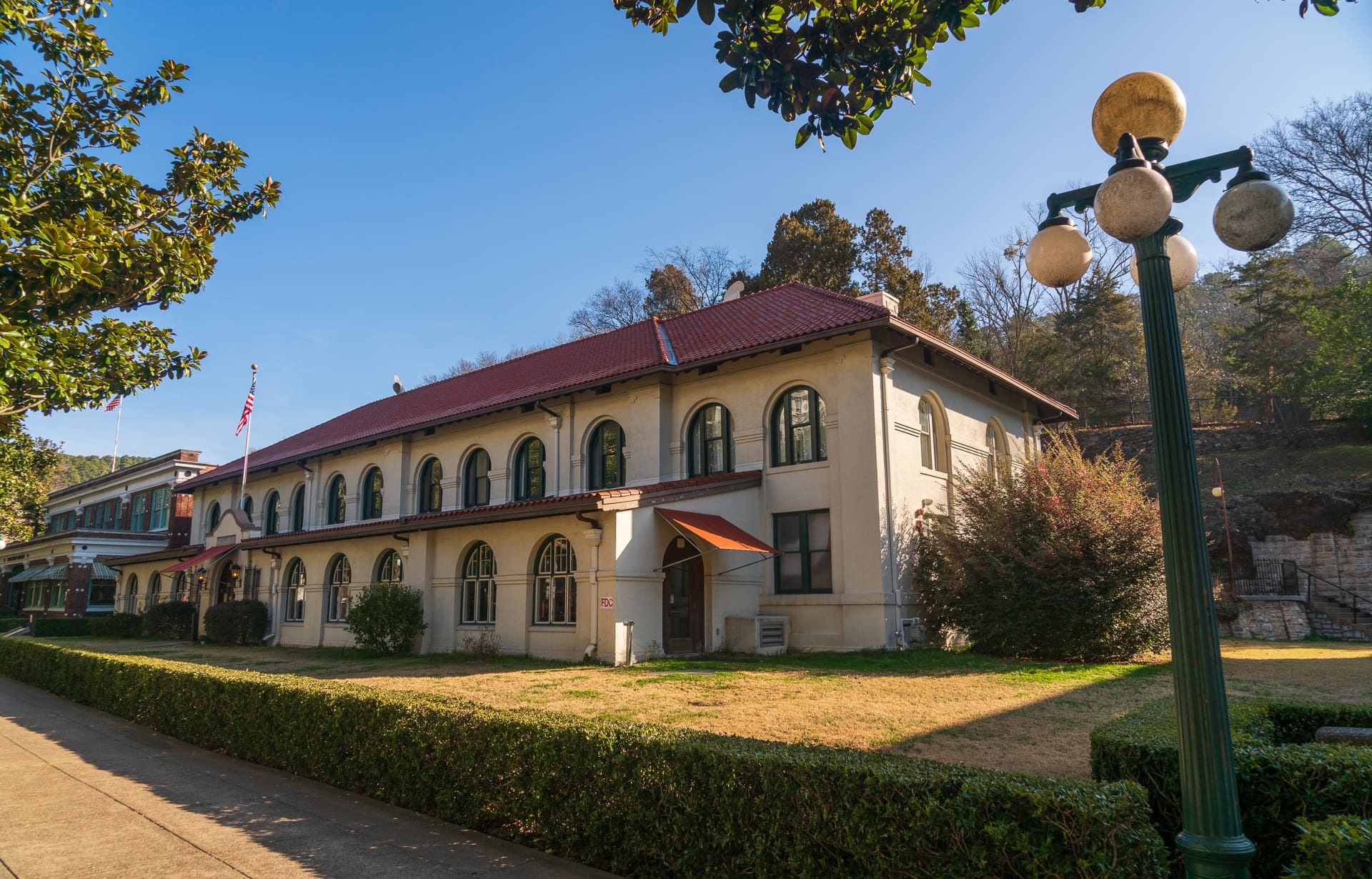 These 20 National Park Service lodges showcase ‘parkitecture’ at its ...